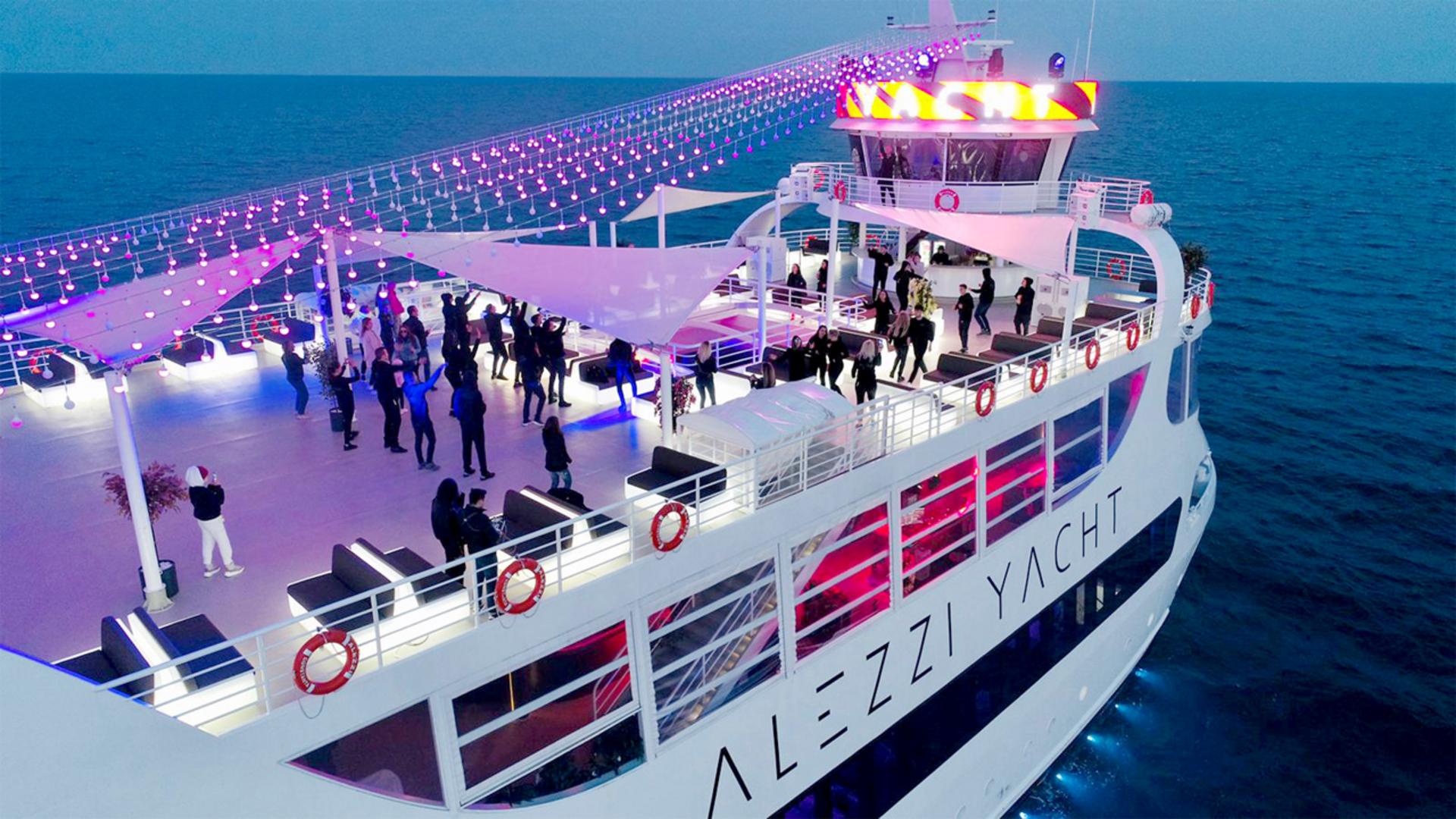 Alezzi Yacht naviga con PROLIGHTS | Prolights