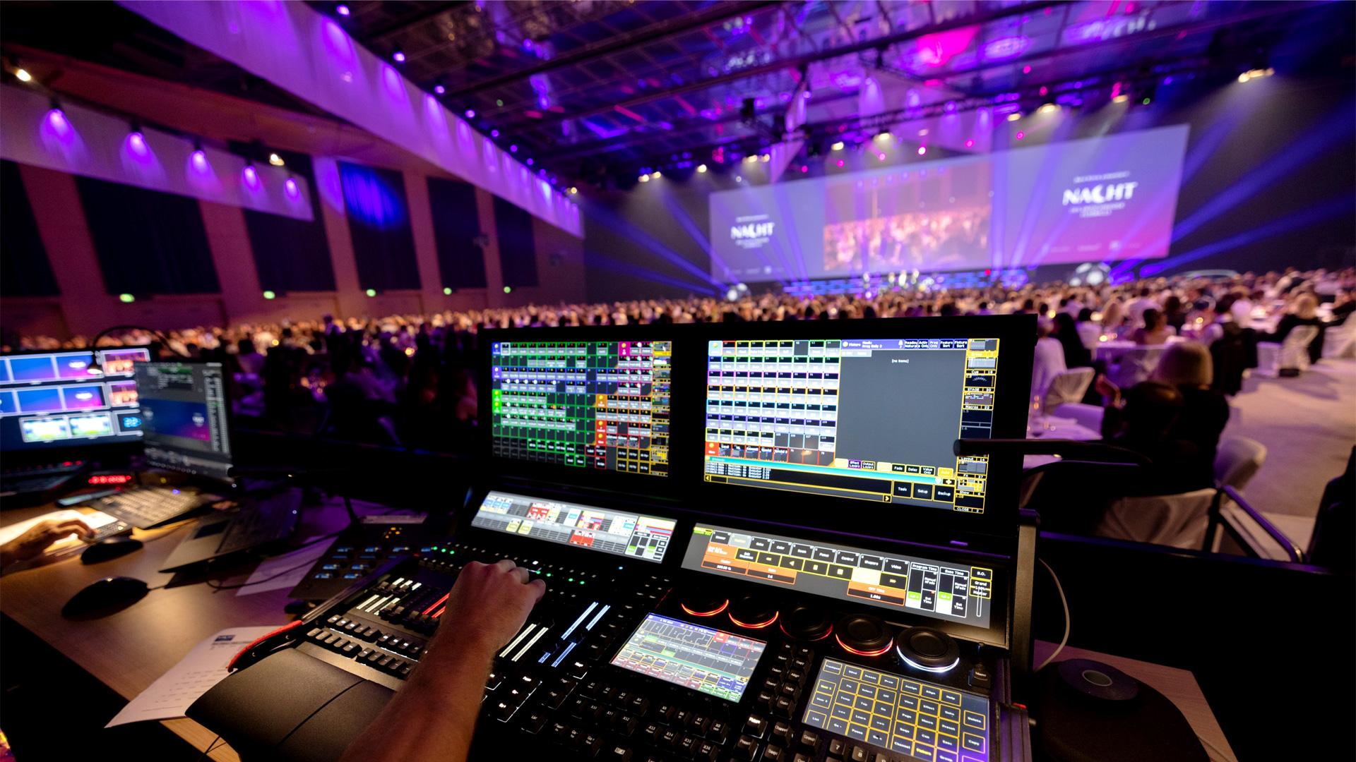 Stagelight AG si affida al PROLIGHTS EclExpo Flood300VW | Prolights