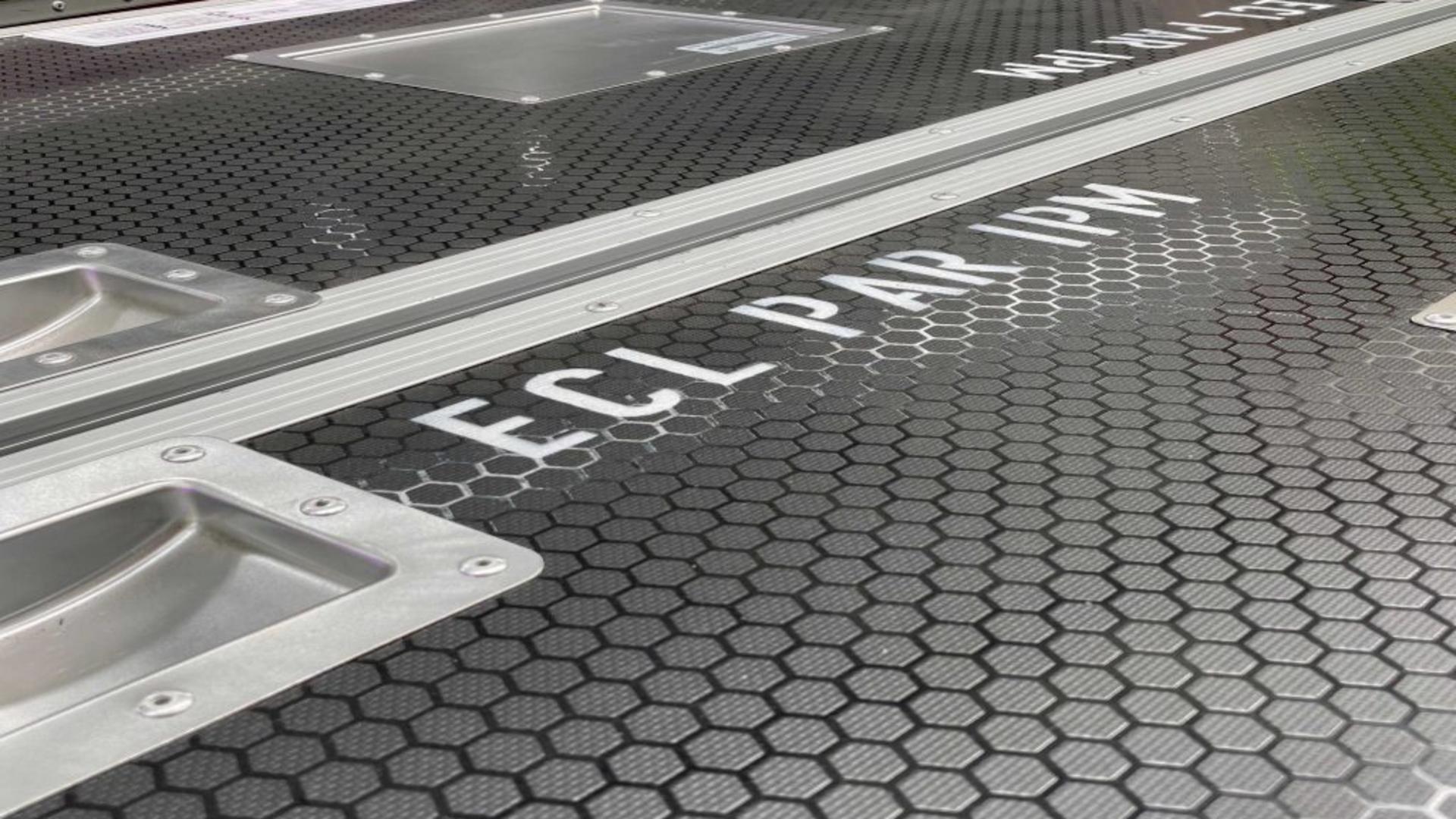 PROLIGHTS EclPar IPMFC colpisce RESOLUTION X | Prolights