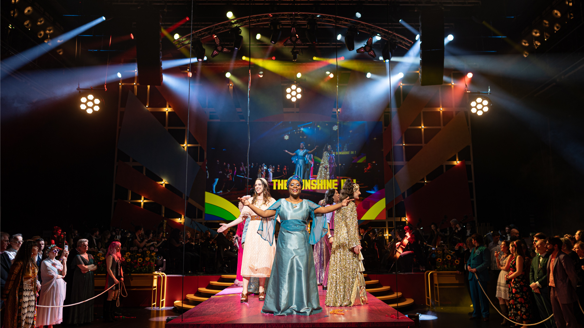 PROLIGHTS Astra Hybrid330 lights up Hannover State Opera Ball 2024 ...